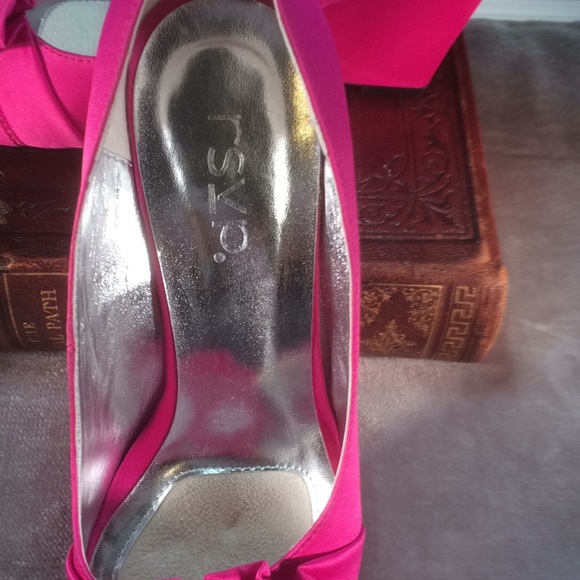 R.S.V.P | Shoes | Fuchsia Wedge Peep Toe Heels Nwot | Poshmark